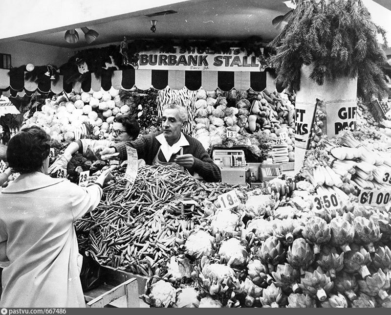 Open air Market Offers Food Fun Open air Market Offers Food Fun