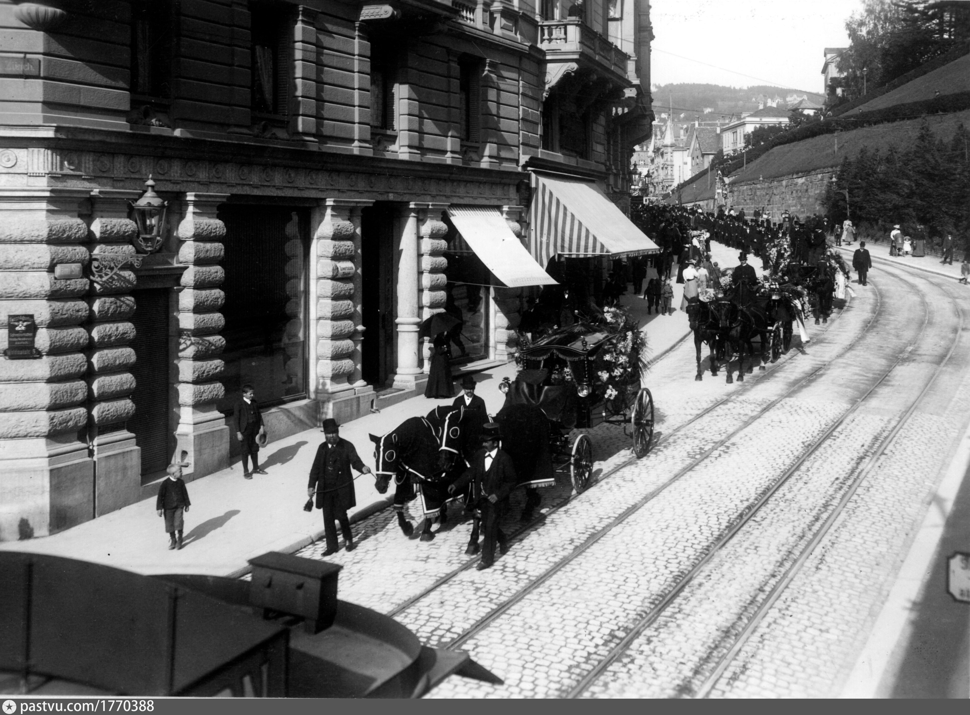 R mistrasse 23 Trauerzug F r Theodor Fierz R mistrasse 23 Trauerzug F r Theodor Fierz